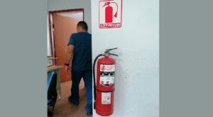 Conocer el uso correcto de los extintores contra incendios permite ...