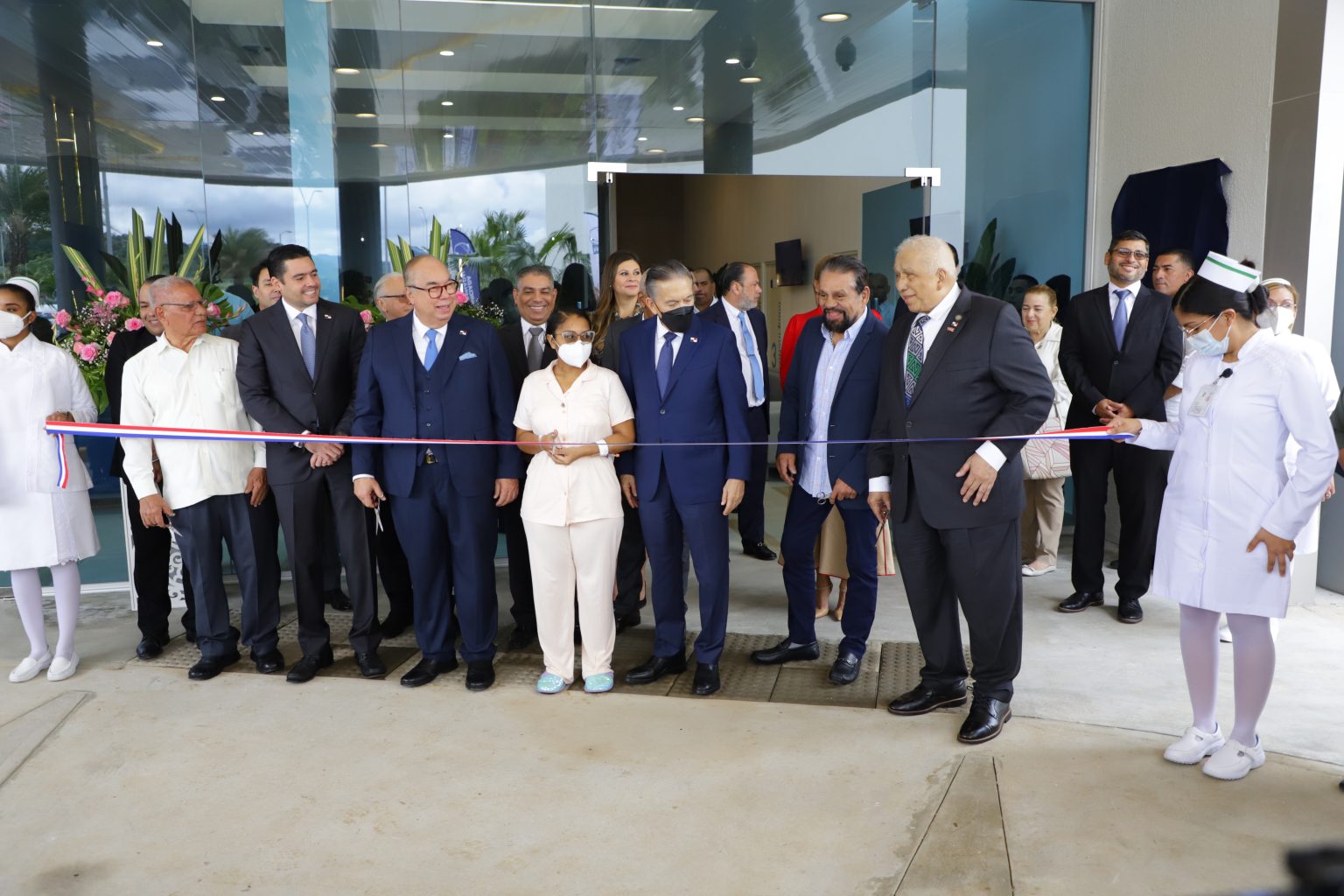 Inauguran Hospital de Cancerología “Dr. Adán Ríos Ábrego” en Ciudad de ...